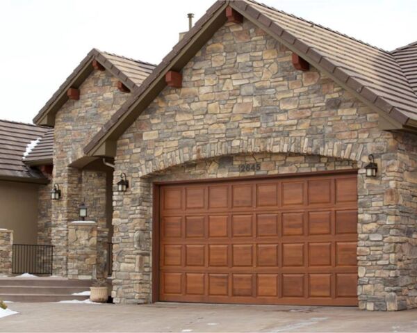 Colonial Style Wood Garage Doors. Wayne-Dalton of Windsor